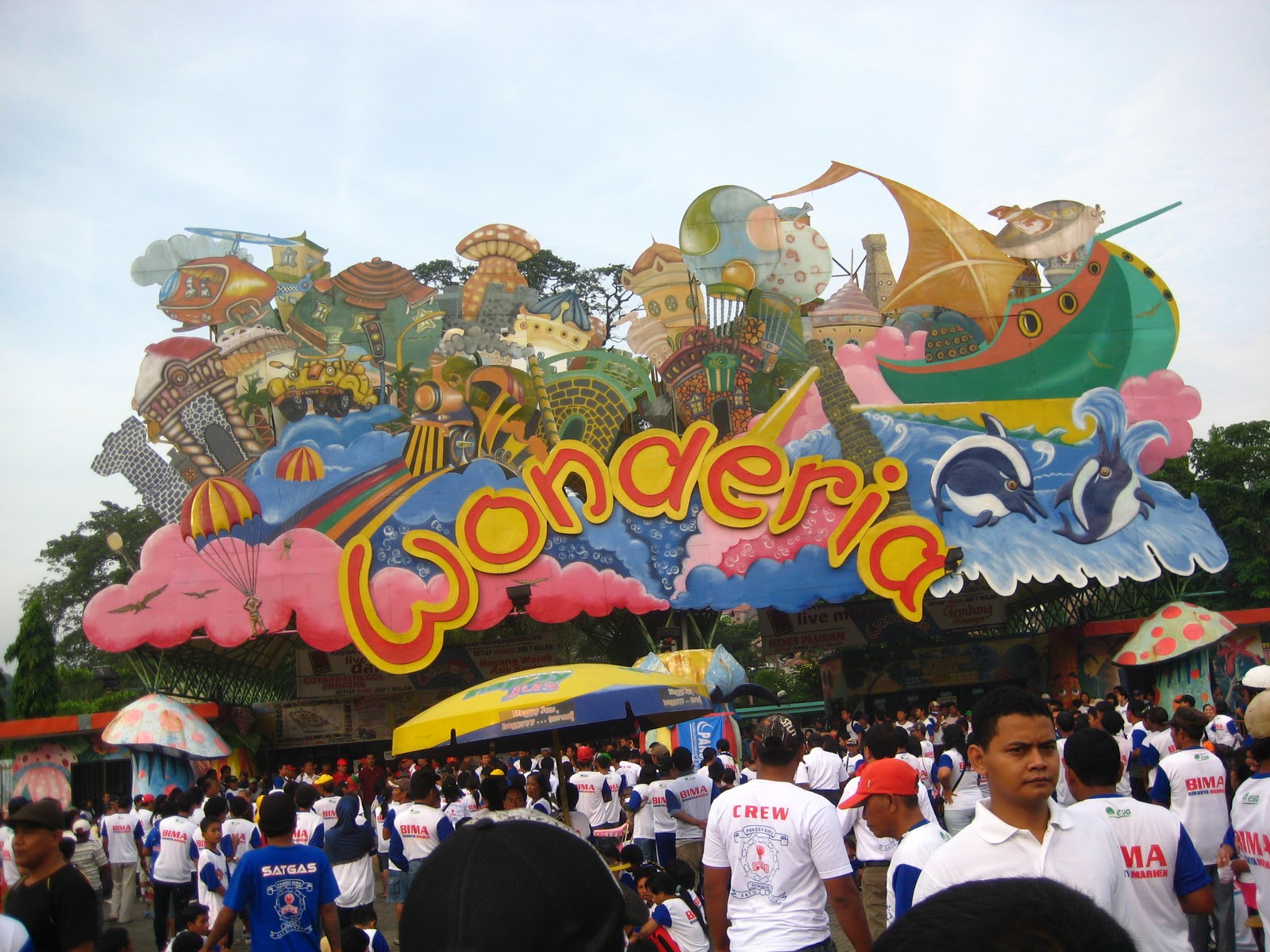 20 Tempat Wisata Yang Harus Anda Kunjungi di Semarang - Wonderia Semarang