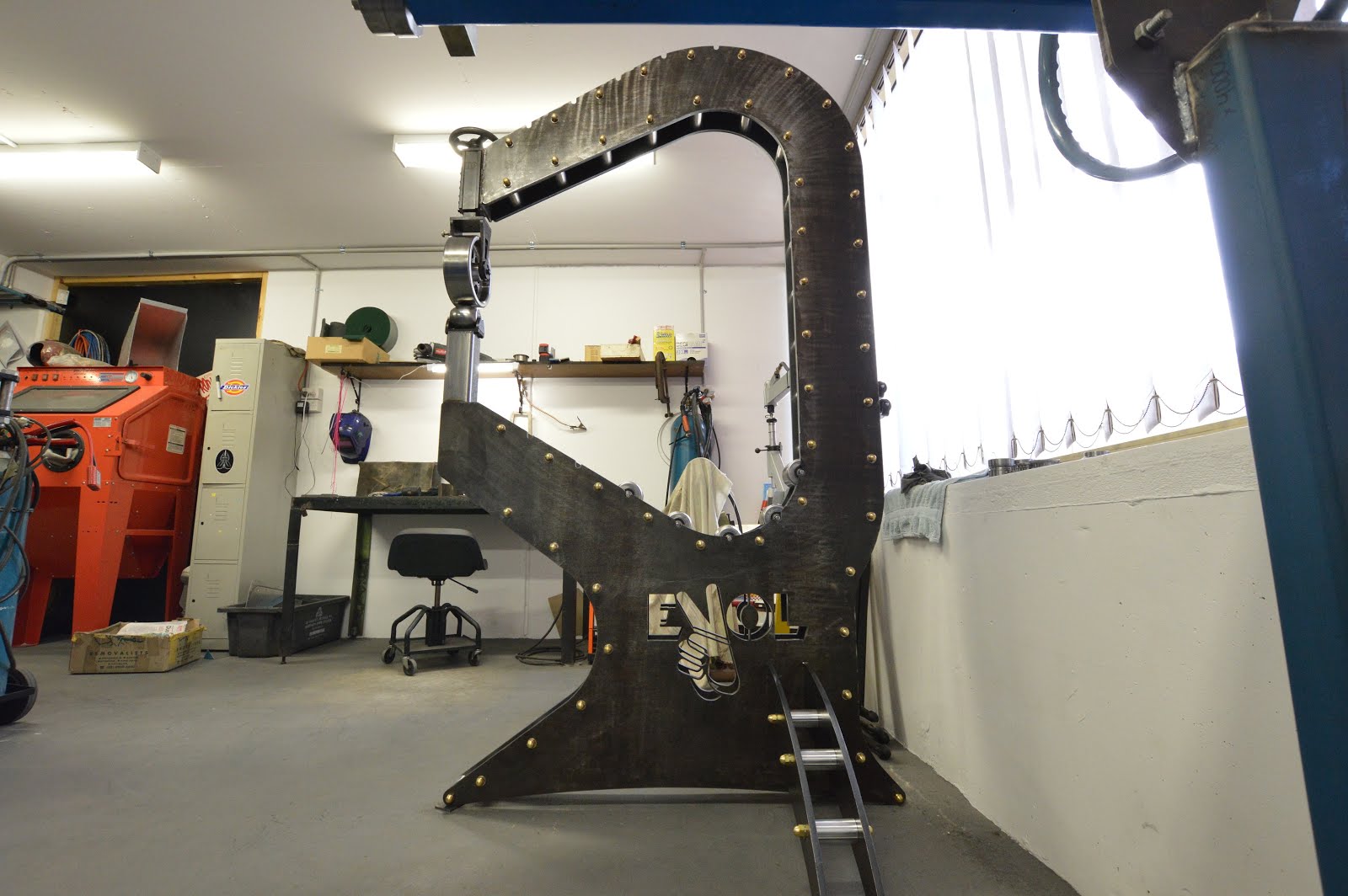 EVOLUTION CUSTOM INDUSTRIES: English Wheel..