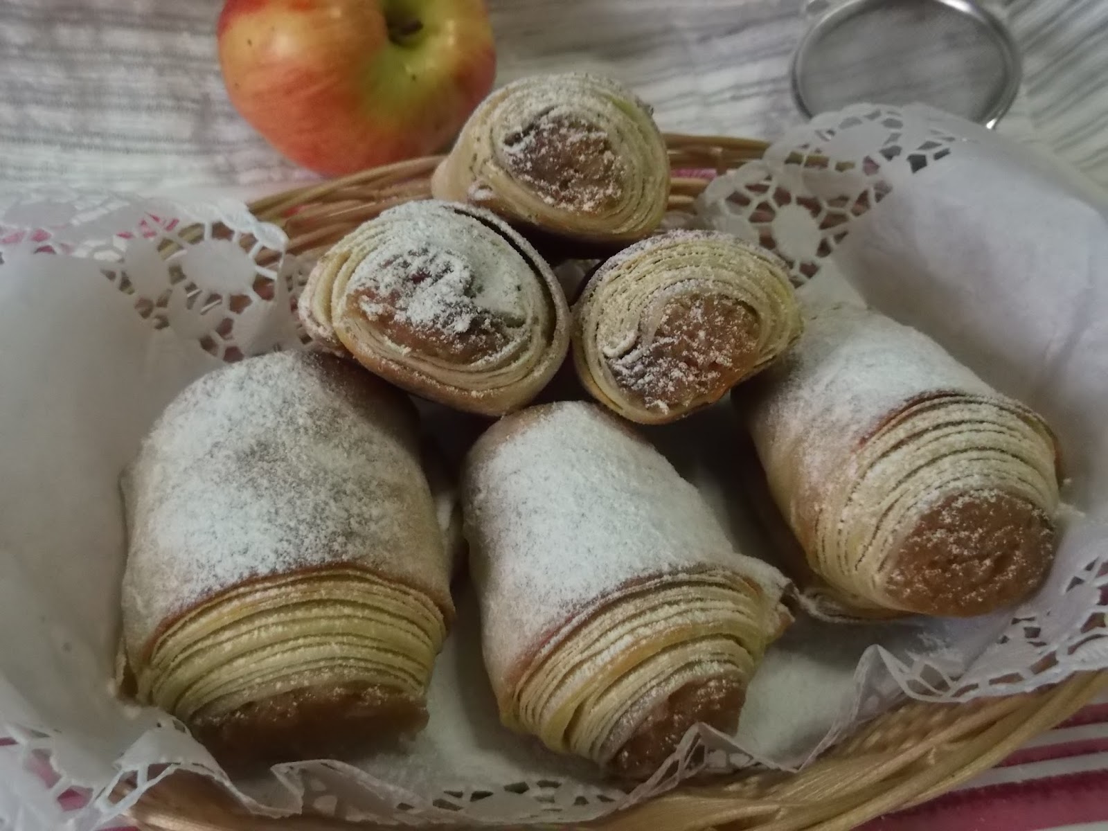 Hellena ...din bucataria mea...: Butuci ca la Harsesti