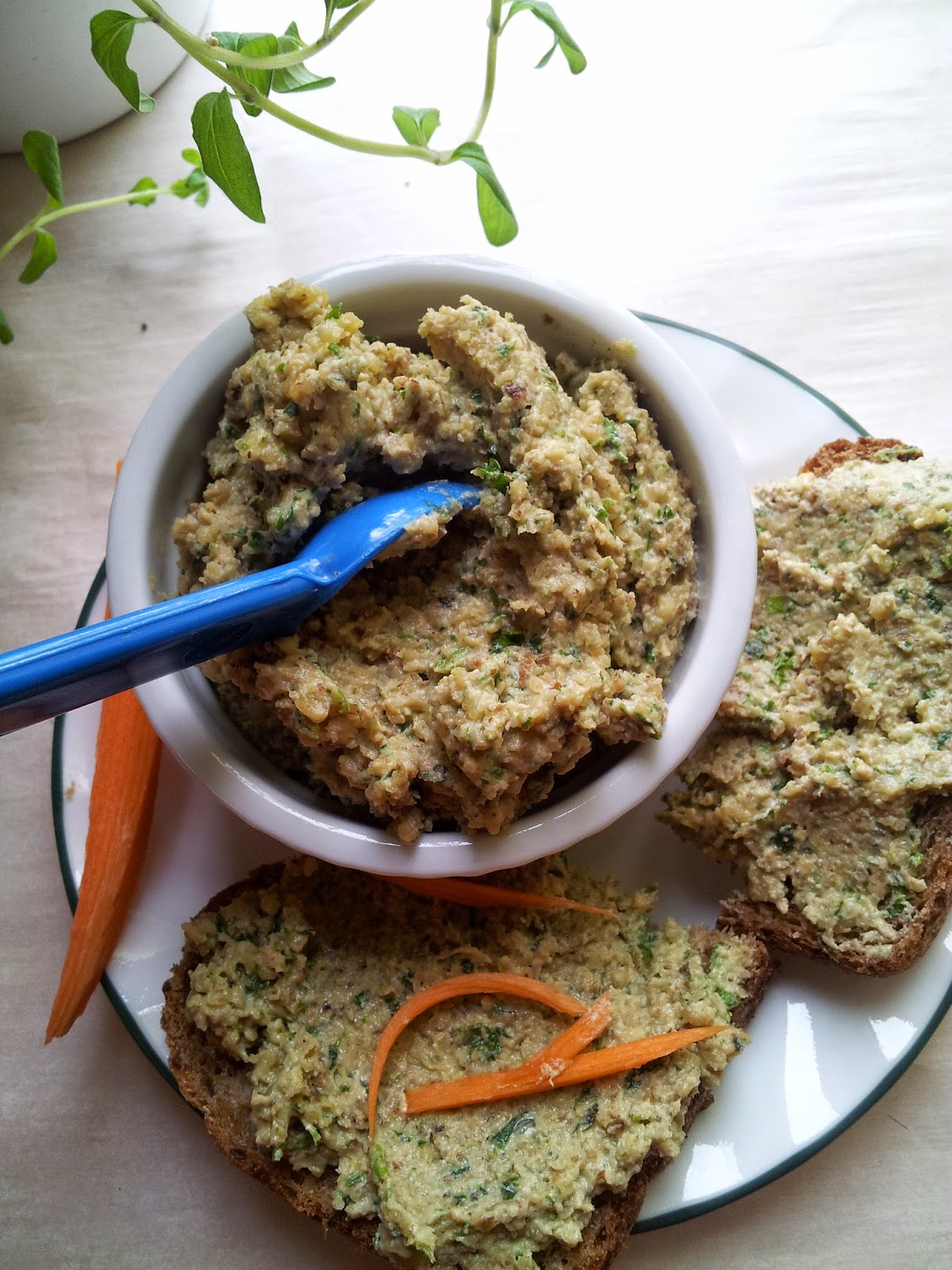 Lifestyle Matters: Recipe for Raw Walnut Pâté