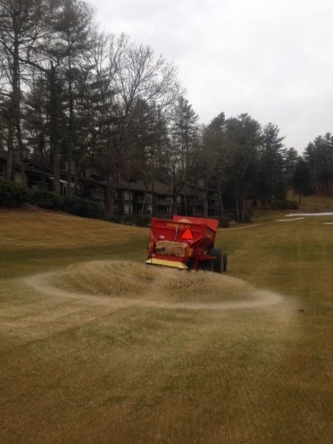 Highlands Country Club Agronomy: Fairway Topdressing