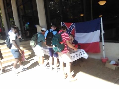 The Virginia Flaggers: Dixie Rising - Ole Miss Students Protest State ...