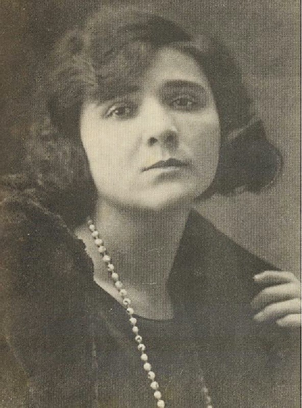 Florbela Espanca - a vida e a alma de uma poeta | Templo Cultural Delfos