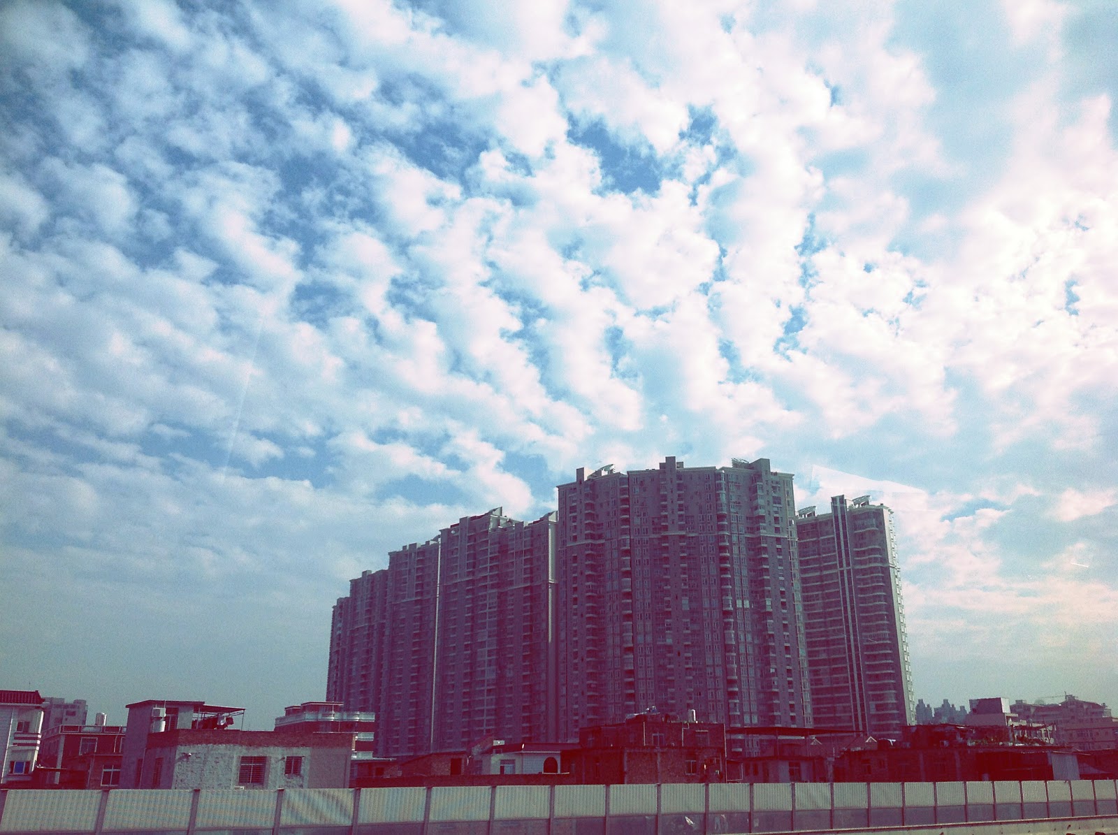 FEMME FATALE: Wan Shang Hao