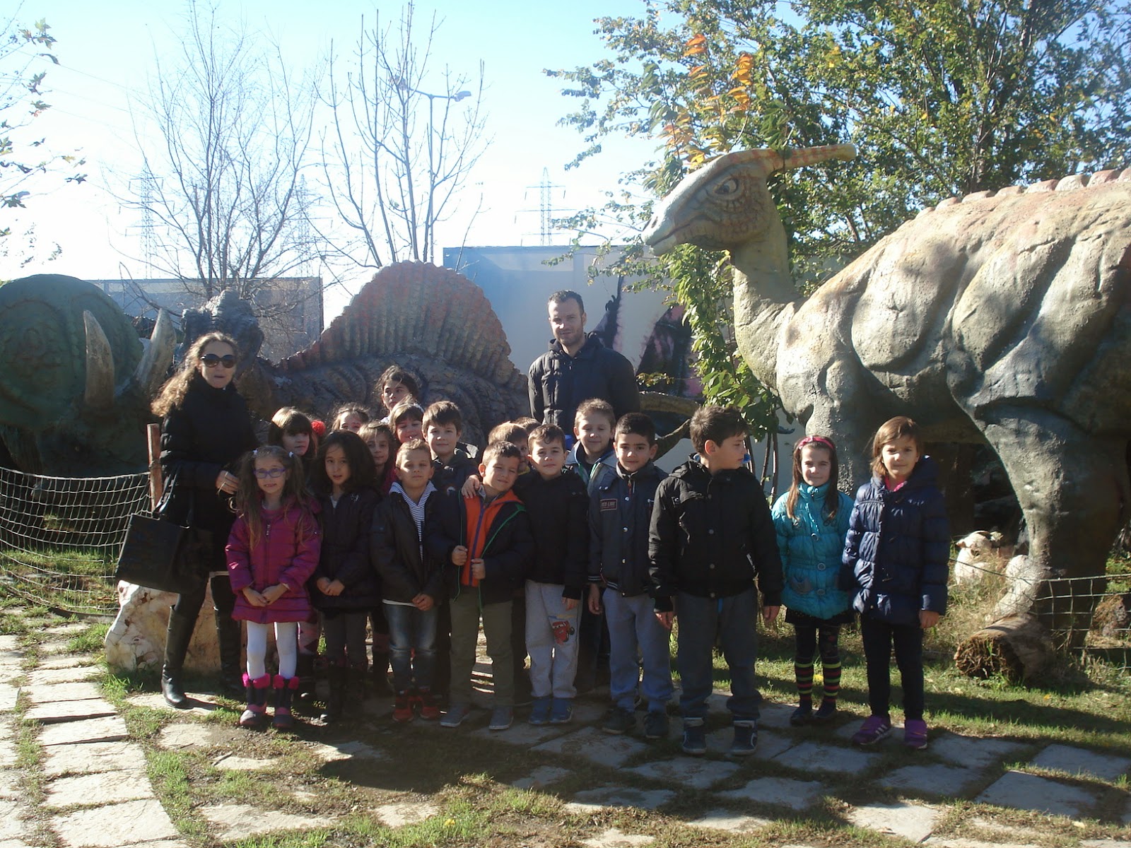 18ο ΔΗΜΟΤΙΚΟ ΣΧΟΛΕΙΟ ΣΕΡΡΩΝ : ΕΠΙΣΚΕΨΗ ΣΤΟ ΠΑΡΚΟ ΔΕΙΝΟΣΑΥΡΩΝ ΣΤΟ ...