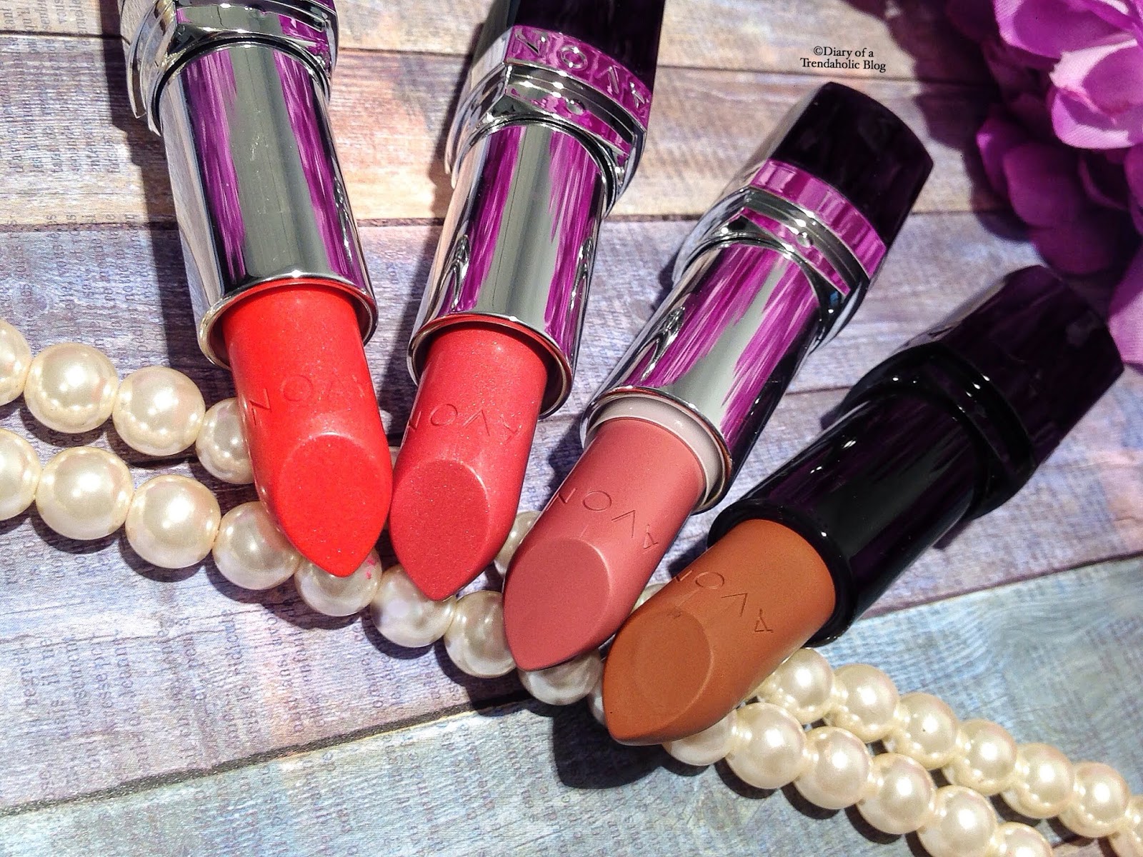 Diary of a Trendaholic : Avon True Color Lipstick Review | NEW Shades ...