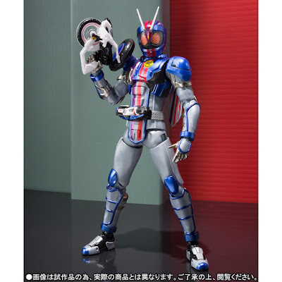 S.H. FiguArts Kamen Rider Mach Chaser Official Images - JEFusion