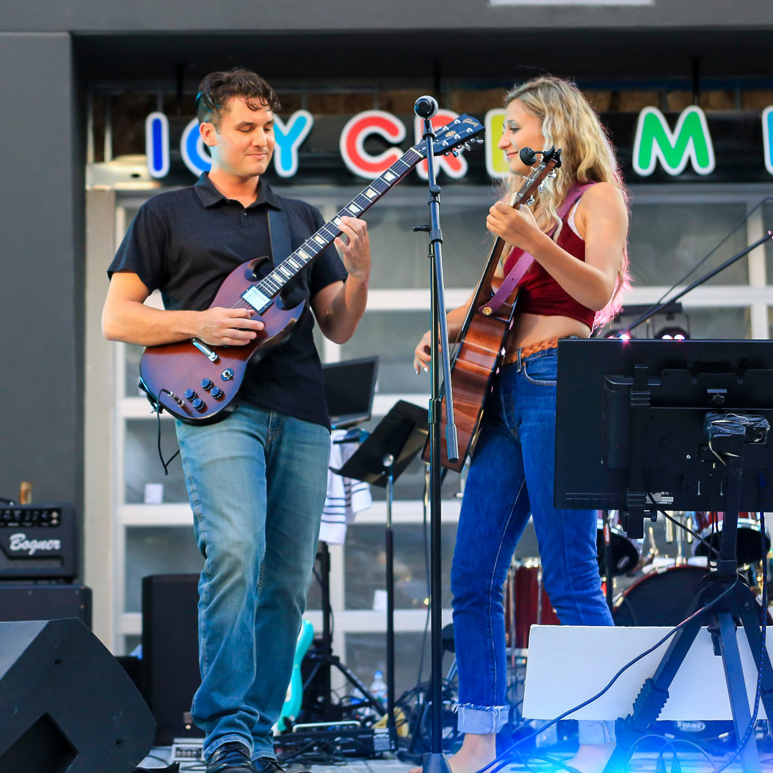 Michael Foo Photography: Source Status