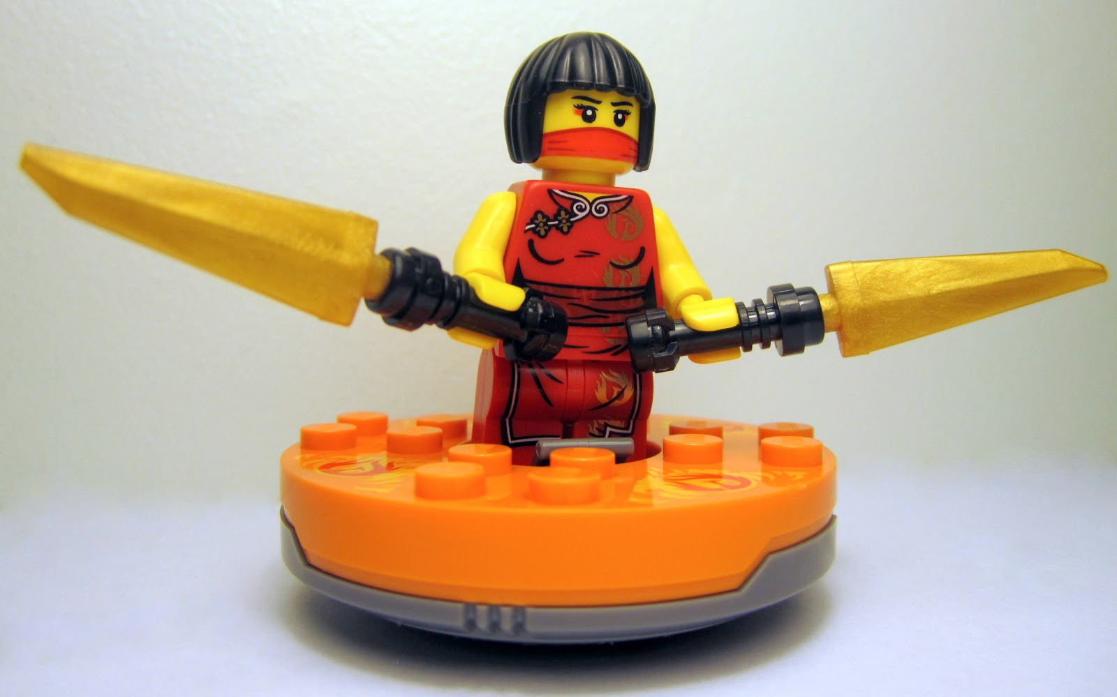 The Brick Brown Fox: Lego Ninjago 2172 Nya