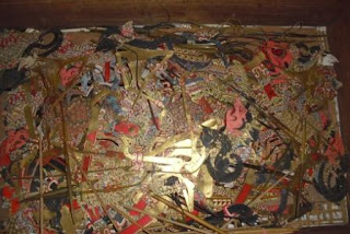 Jual Wayang Kulit Kuno Satu Peti / Kotak / Set | Jual Wayang Kulit ...