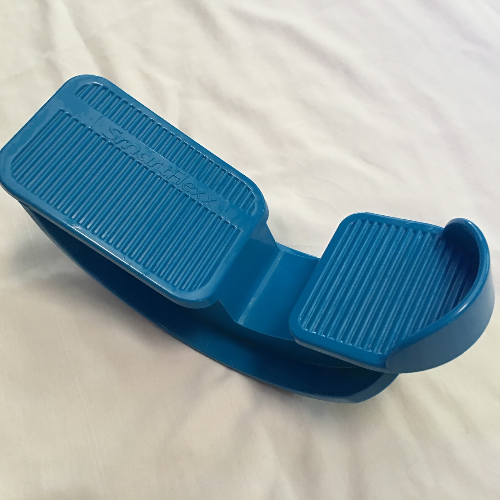 Runnergirl Training: Product Review: SmartFlexx Foot Stretcher