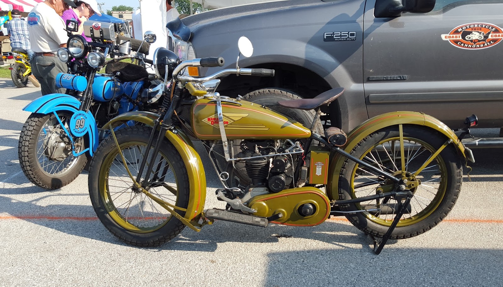 Fast is fast...: 2015 Davenport antique motorcycle swap meet and show.