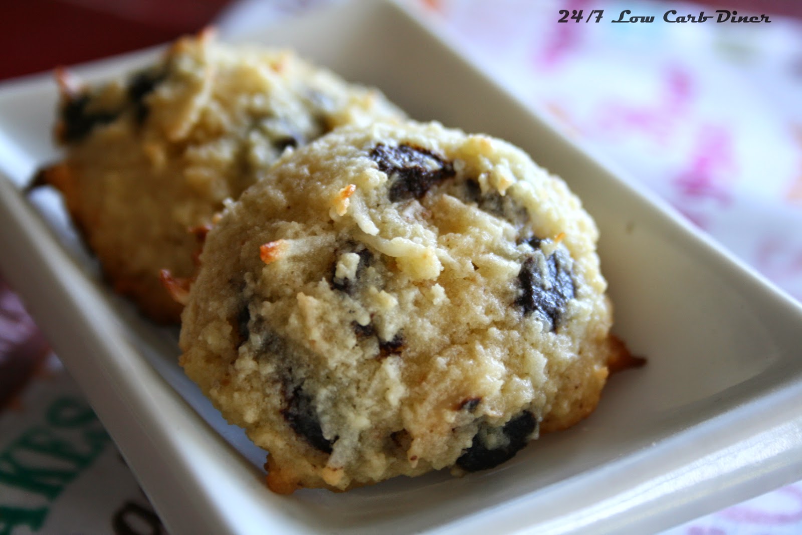24/7 Low Carb Diner: Toasted Tidbits Chocolate Chip Cookies