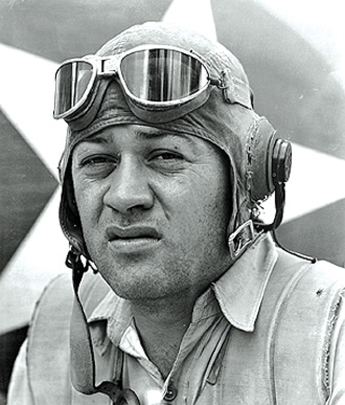 World War II in Pictures: Pappy Boyington: Black Sheep Ace