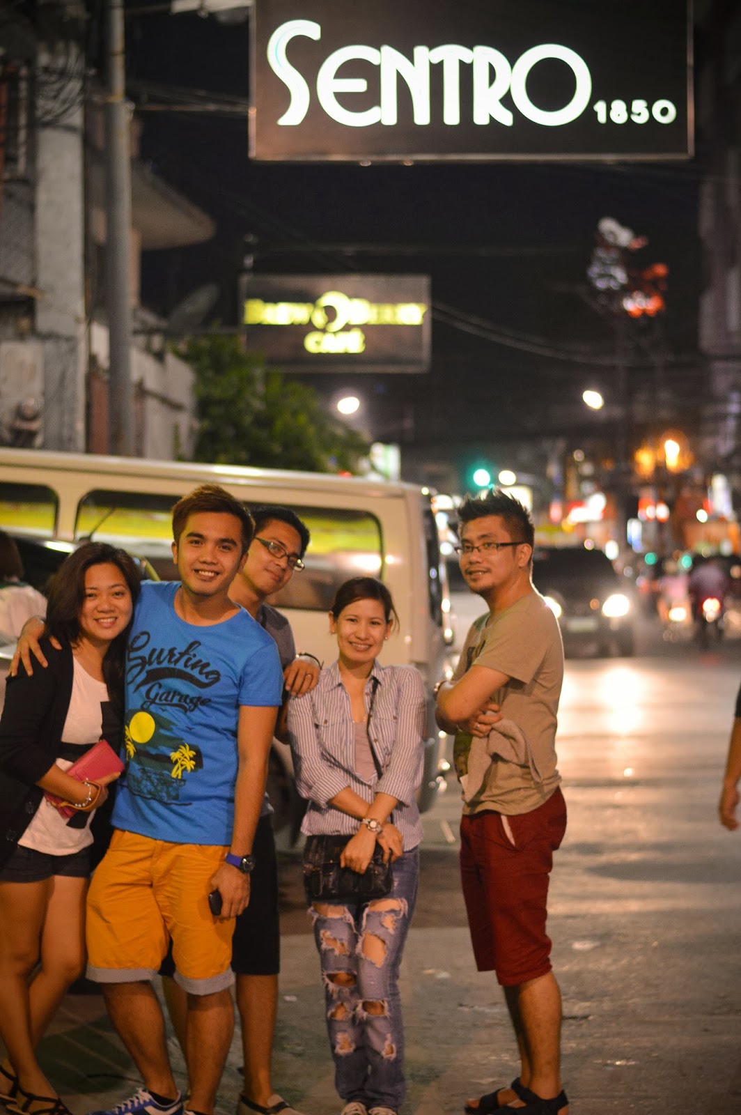 I travel, I learn, I live...: Sentro 1850 Cagayan De Oro