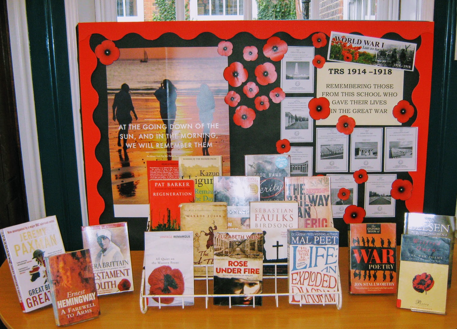 Ravensbourne School libraries : Remembrance Day 2018