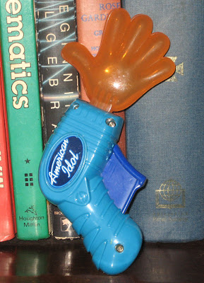 Percy's Fast Food Toy Stories : American Idol Clapper - McD