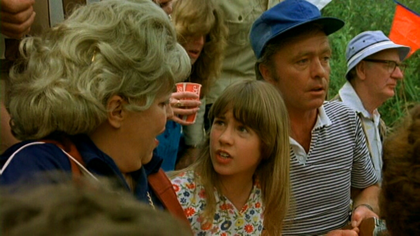 cult film freak: LESLIE BROWN AS ROBIN RIKER IN ALLIGATOR