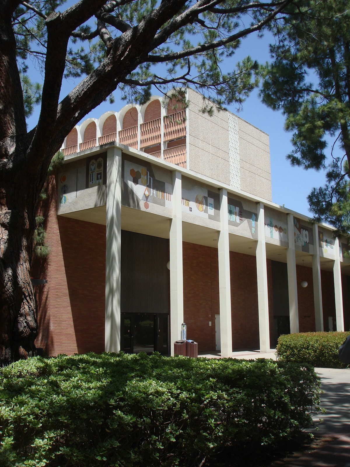 Follow My Bliss: A Day On Campus at UCLA May 2012