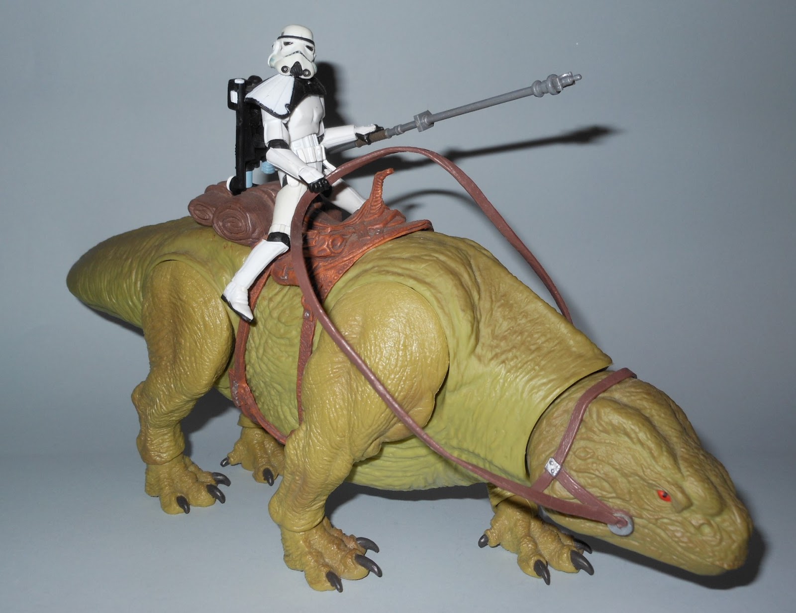 Figuras de Acción A Go-Gó: DEWBACK WITH IMPERIAL SANDTROOPER (STAR WARS ...