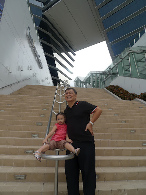 Nikki's Nurturance: Enjoying Two-Ecom Center's Novel Features