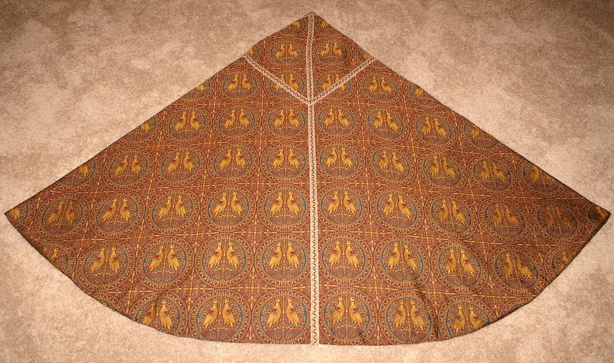 New Liturgical Movement: More Vestment Work: A Conical Chasuble