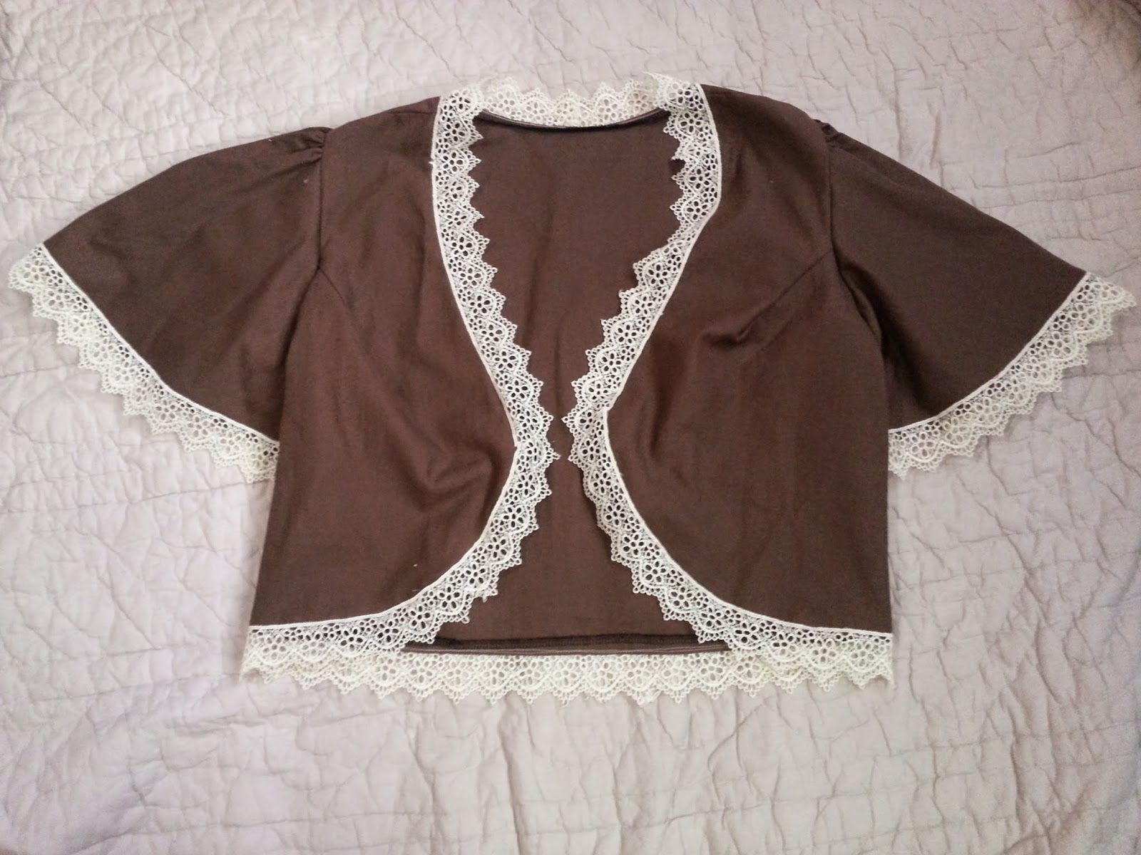 Roli's Ramblings: Lolita Sewing: Brown bolero with ivory lace