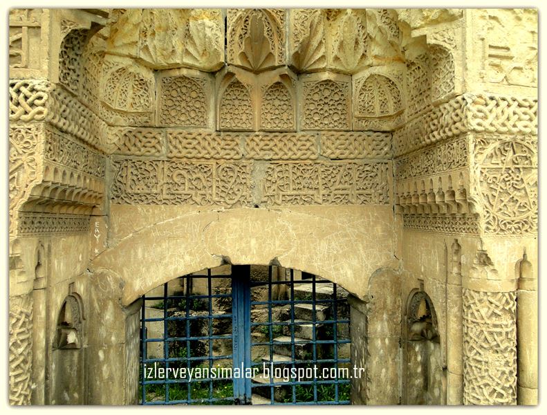 izler ve yansımalar: Saltuklu Melikesi Mama Hatun ve Dönemine Ait Eşsiz ...