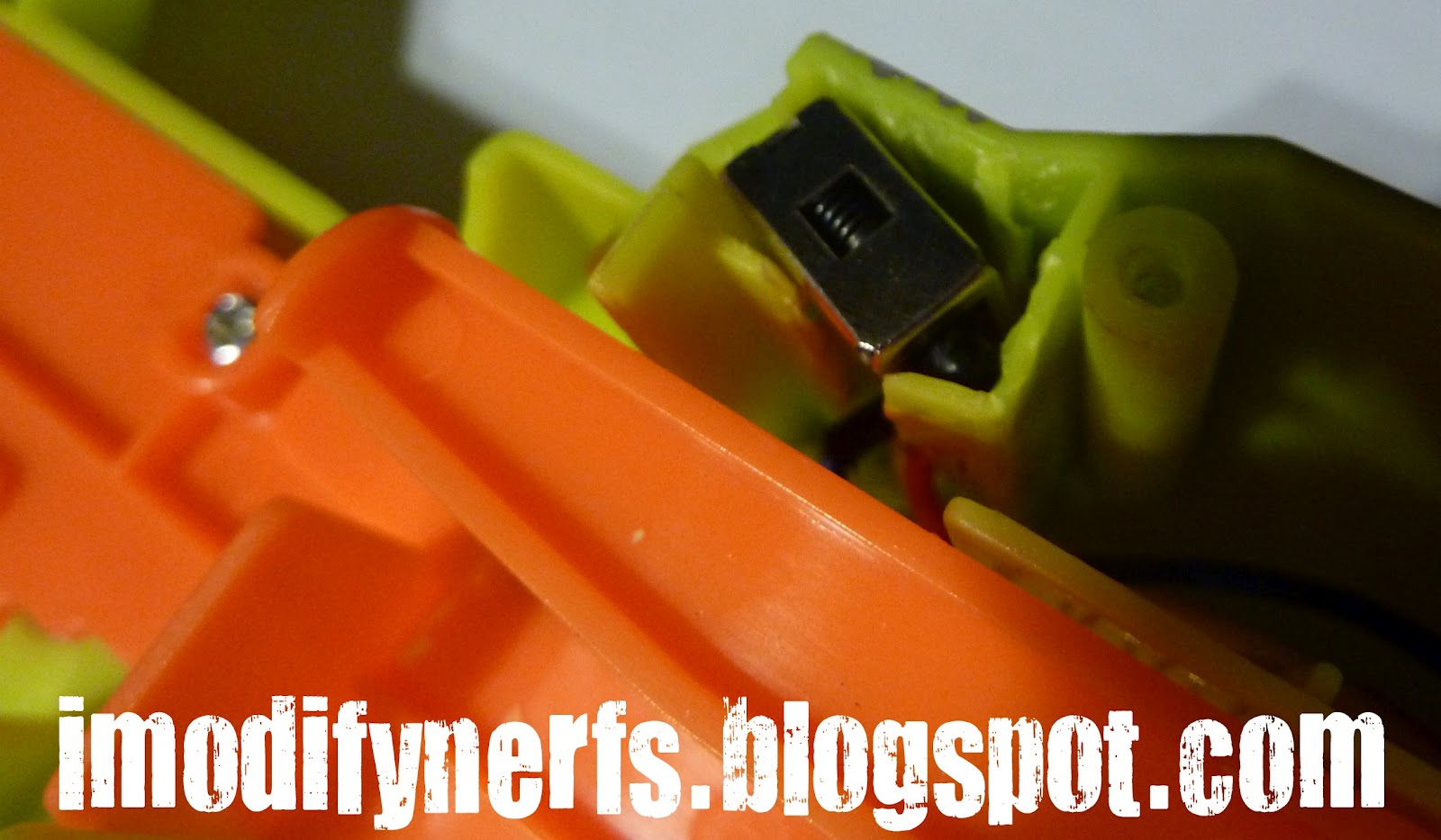iModifyNerfs: Super Simple Nerf Rayven Mod
