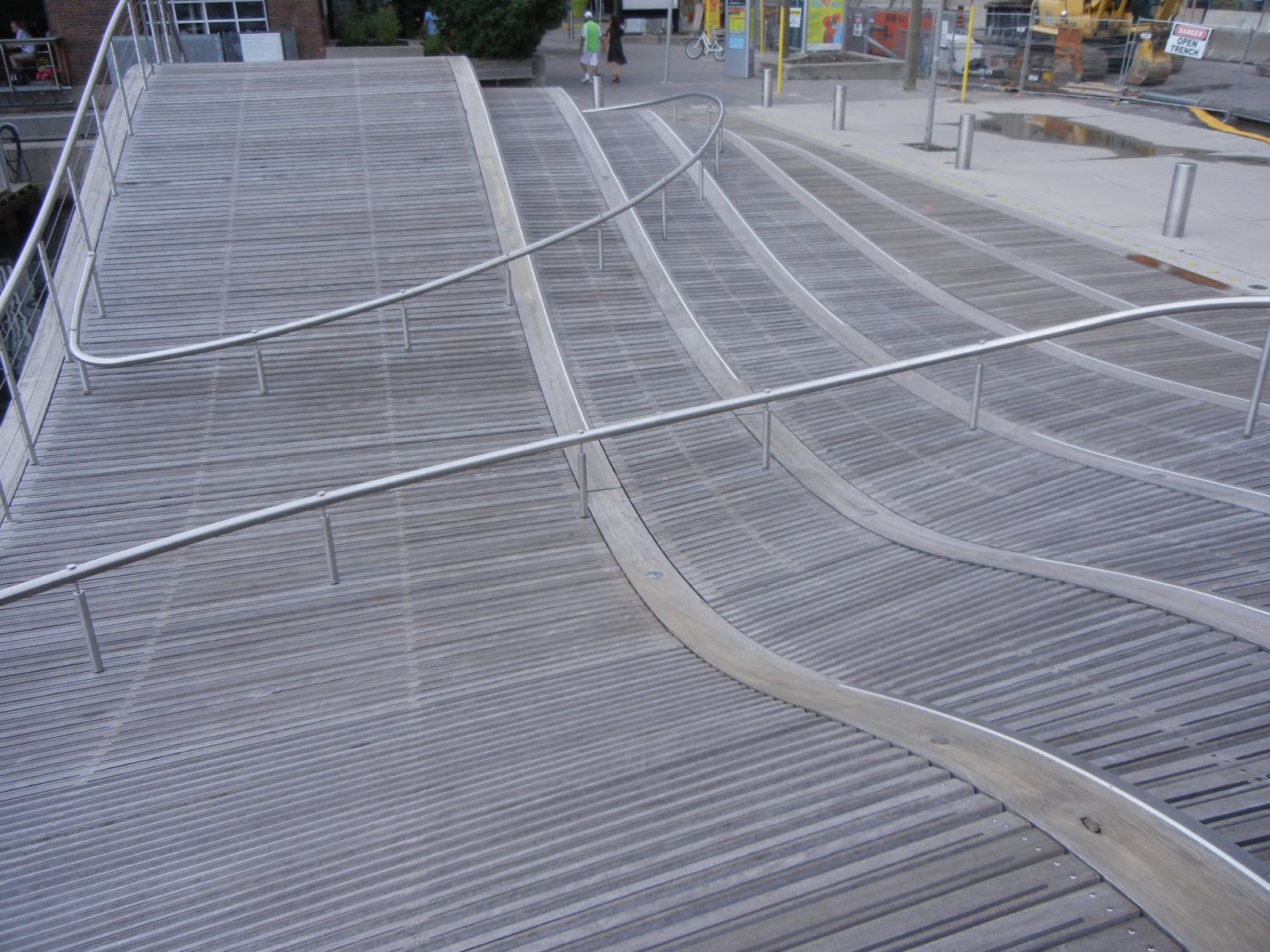 Yo Ali!: Cool Sidewalk