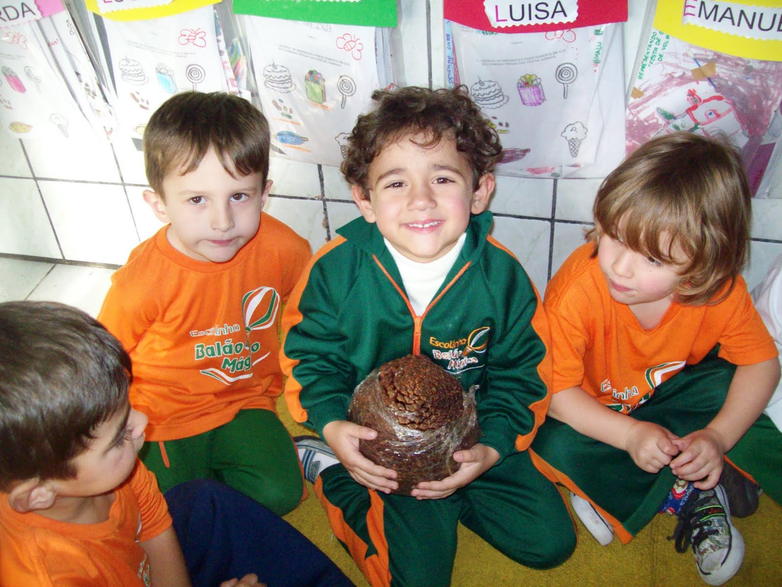 Educação Infantil III: A pinha e o pinhão