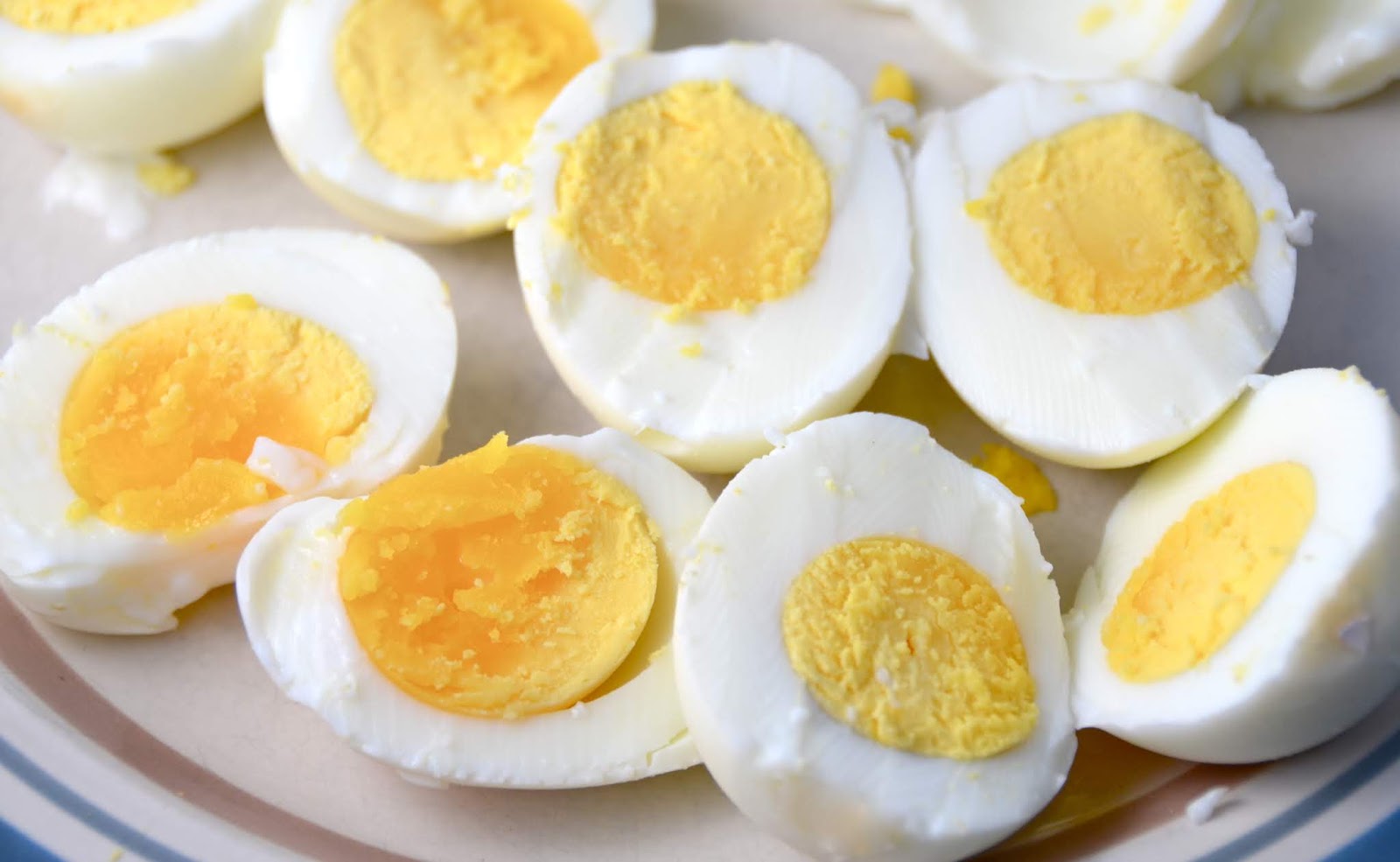 Hivi ndio vyakula vitakavyokuza nywele zako haraka na kuzipa afya