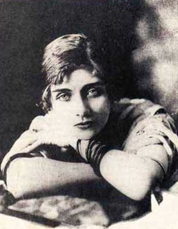 LA CAINA: Teresa Wilms Montt -El crepúsculo