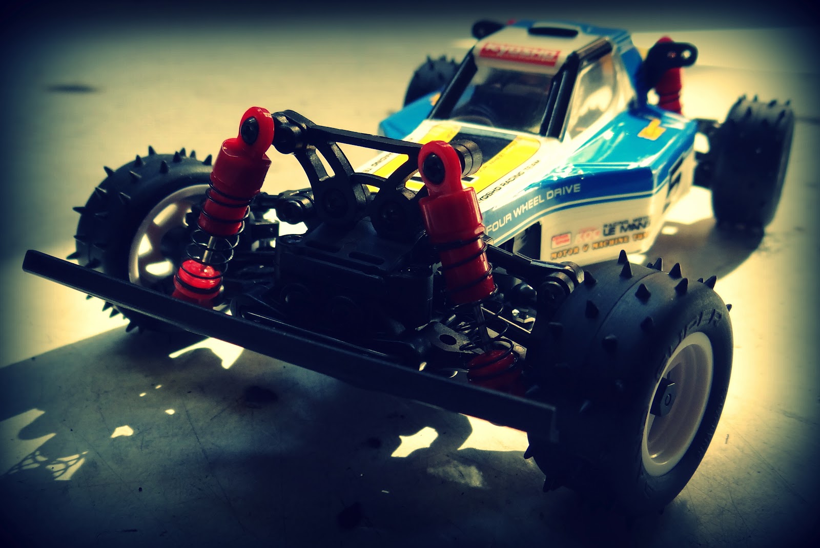 RC - Kyosho Inferno VE, Mini Z, Traxxas Ken Block et les autres ...