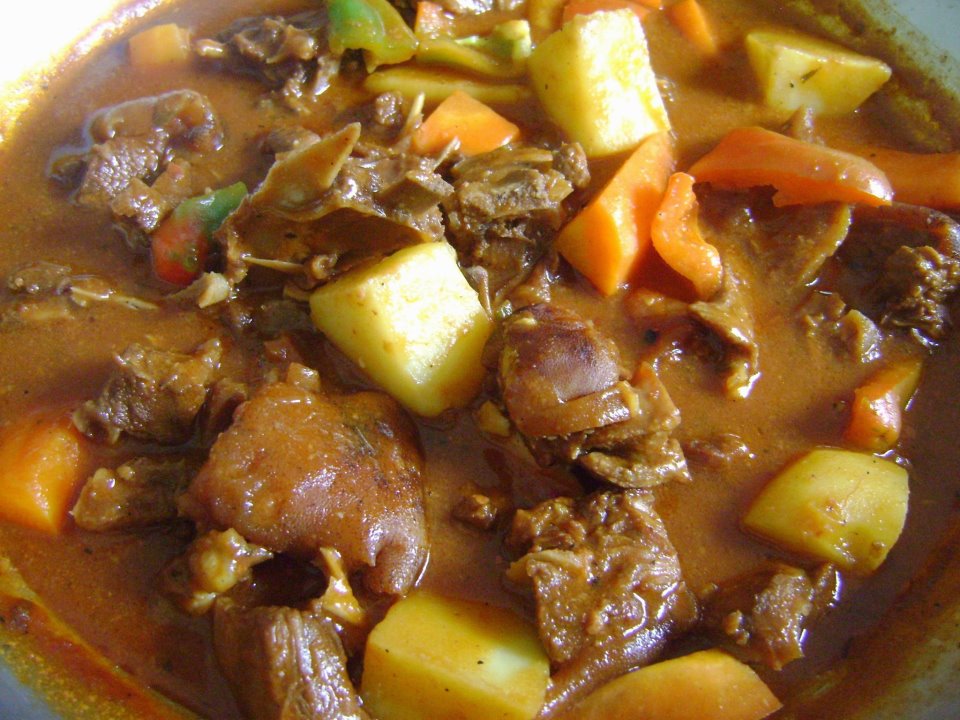 pepay's foodies and travels: Goat caldereta