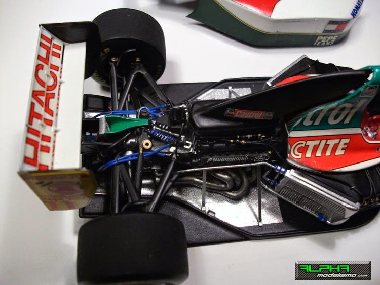ALPHAmodelismo.pt: Lotus 107B Ford - Tamiya 1/20 - 3ª Parte