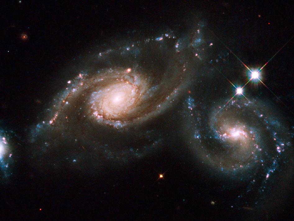 '18 : Galaxies Are Mostly Empty Space