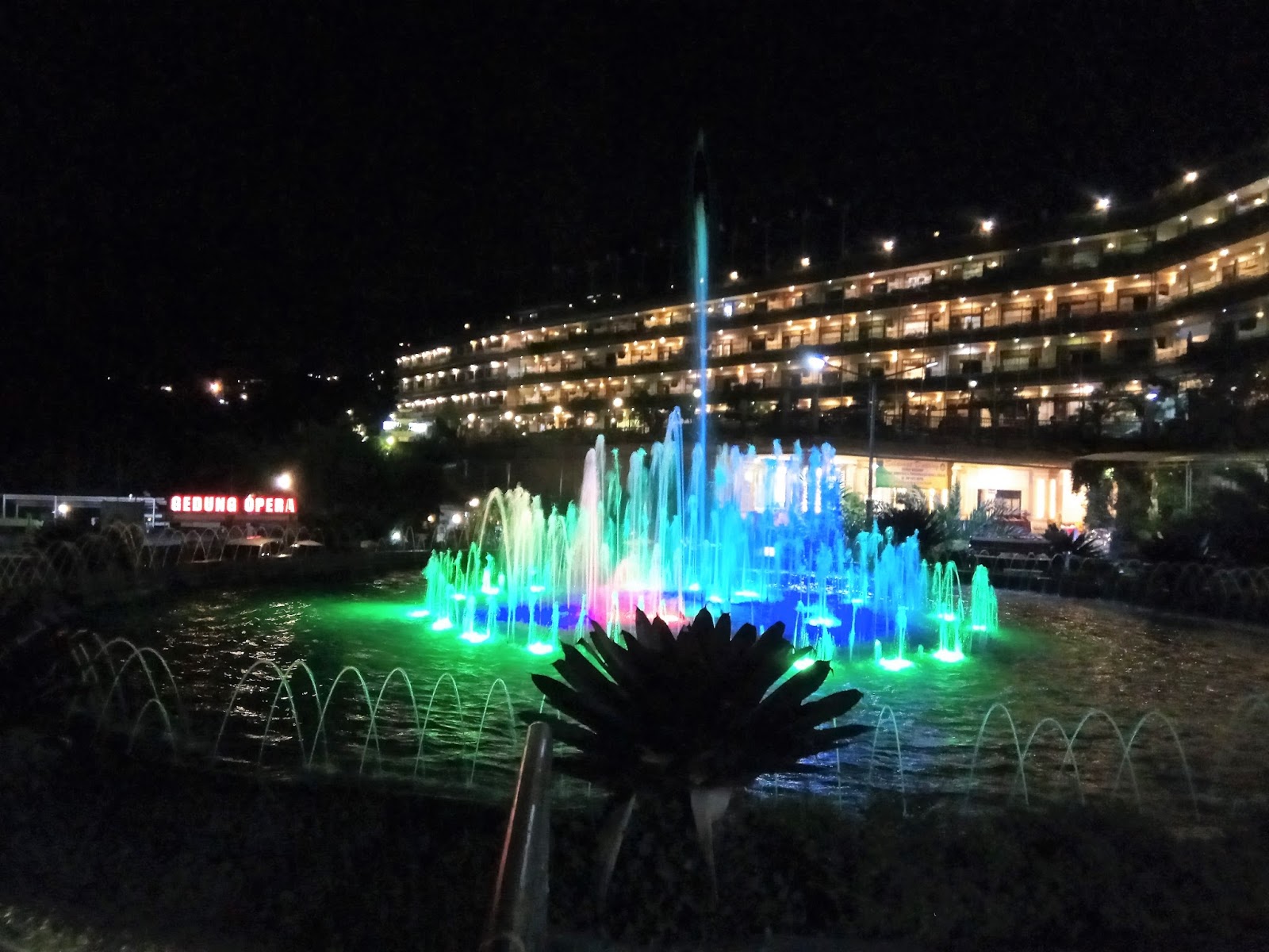 Pengalaman Menginap di Hotel Seruni Cisarua Puncak