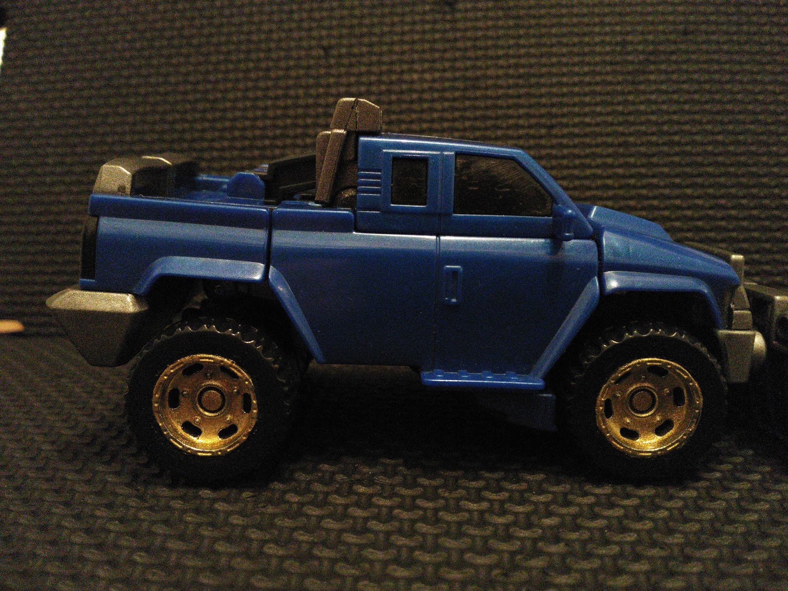 Metal Invaders: Transformers G2 Go-Bot MOTORMOUTH (part one)