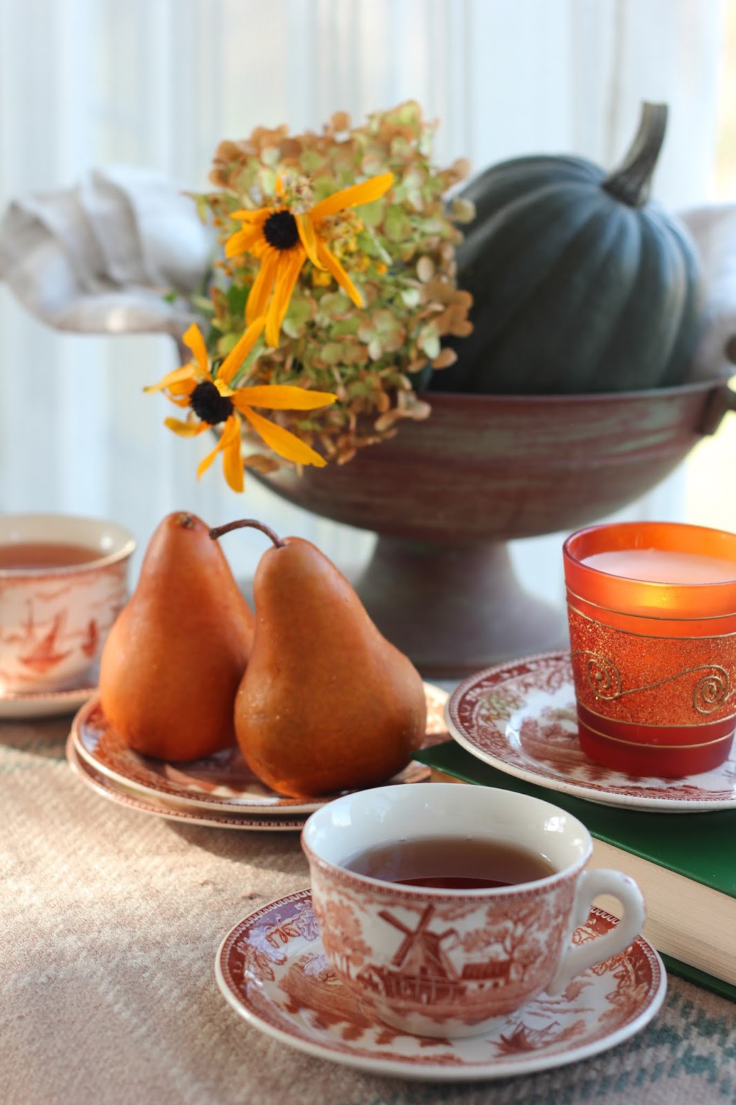 Aiken House & Gardens: An Autumn Tea