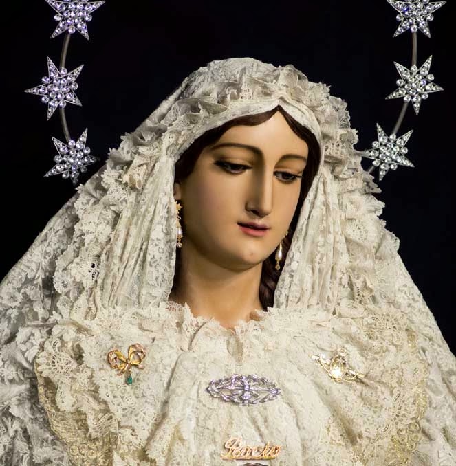 PASIÓN POR MVNDA: La Virgen del Rocío de Málaga estrenará un nuevo ...