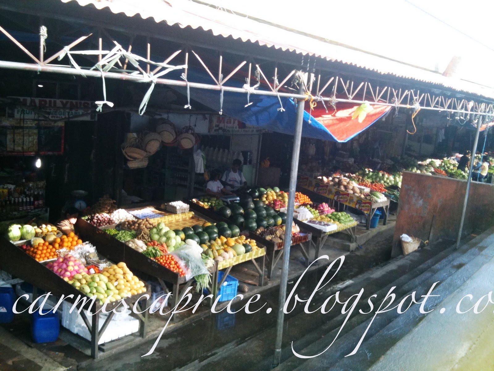 Carmi's Caprice: Mahogany Market in Tagaytay