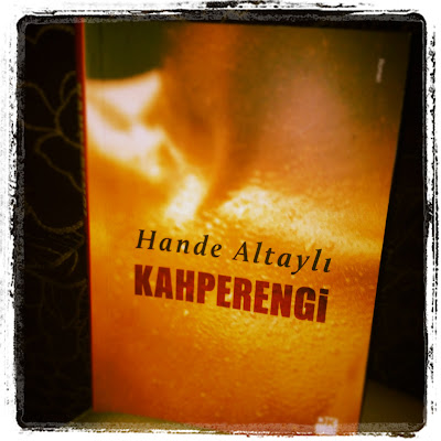 Tully: Kahperengi/ Hande ALTAYLI