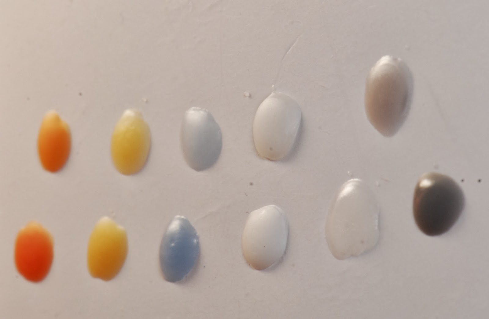 Wow Wax : The essence of coloured wax. | Beauty Smile Life
