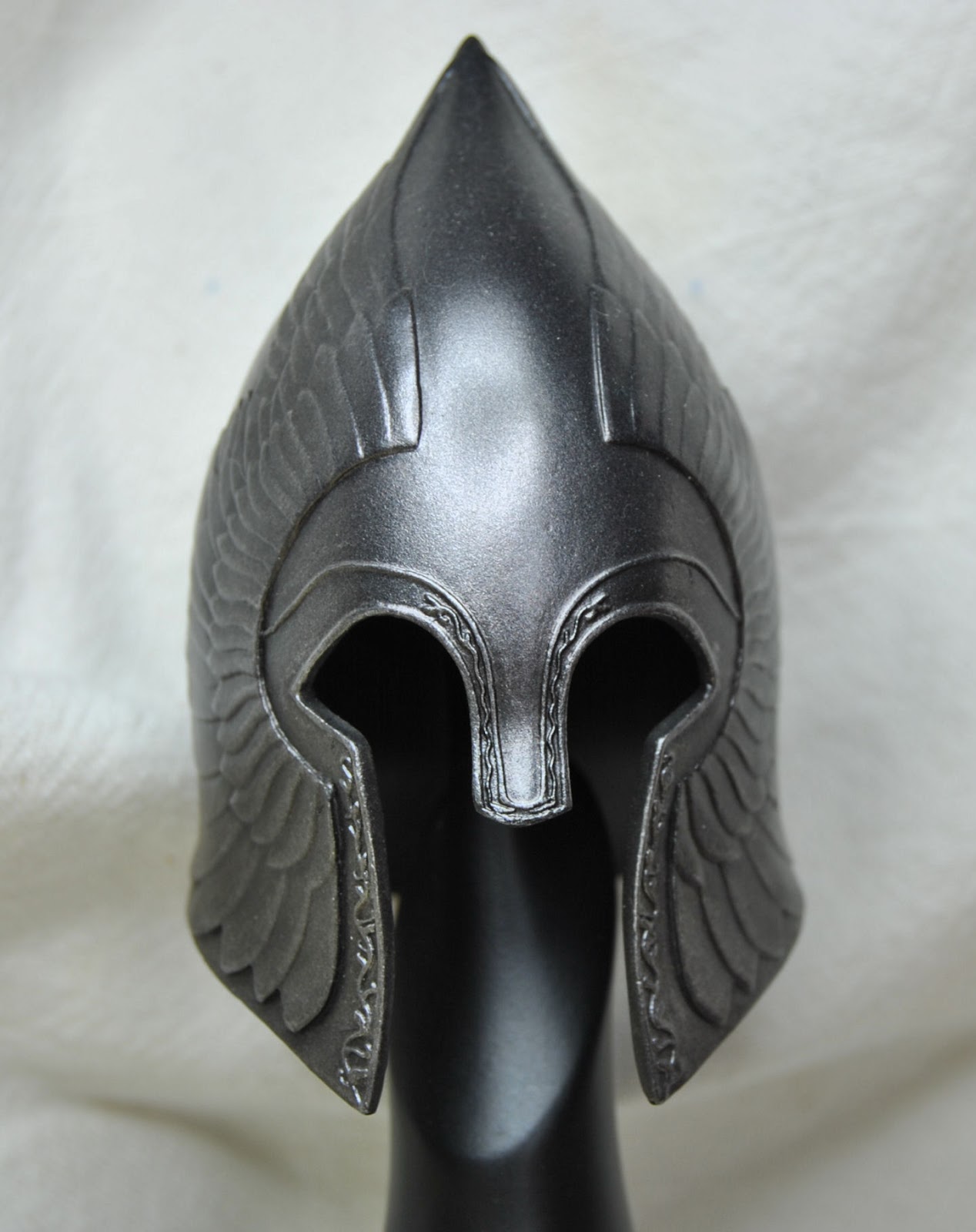 King in Yellow: Lord of the Rings helm collection - Gondor