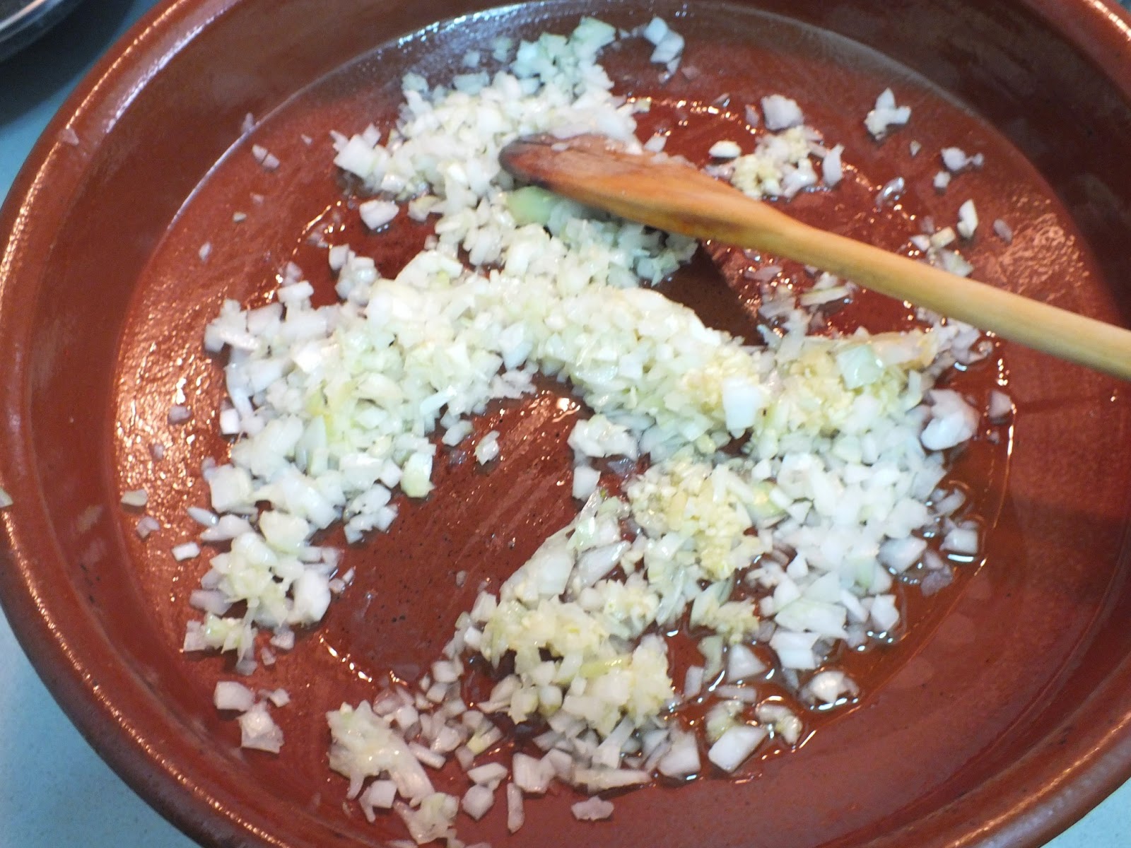 Escuela de cocina Pako Amor: PEZ RAYA EN ADOBO CON GUISO DE SALSA DE ...