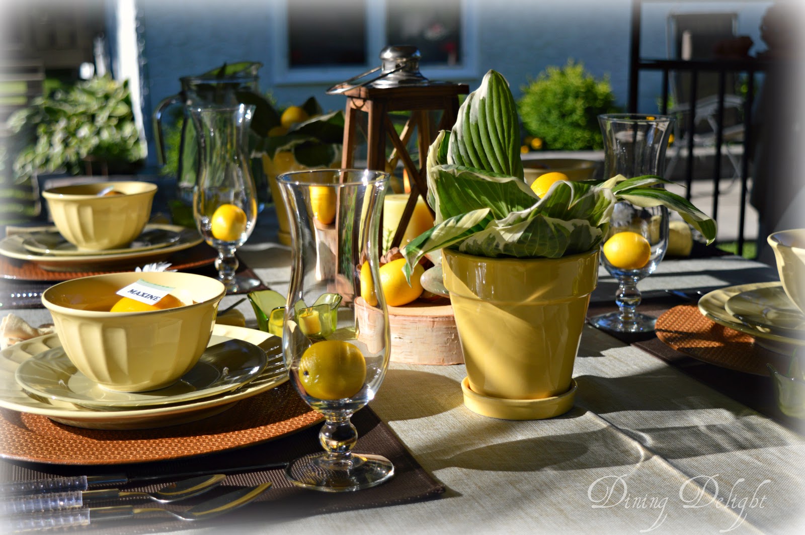 Dining Delight: Lemon Yellow and Woodsy Brown Tablescape