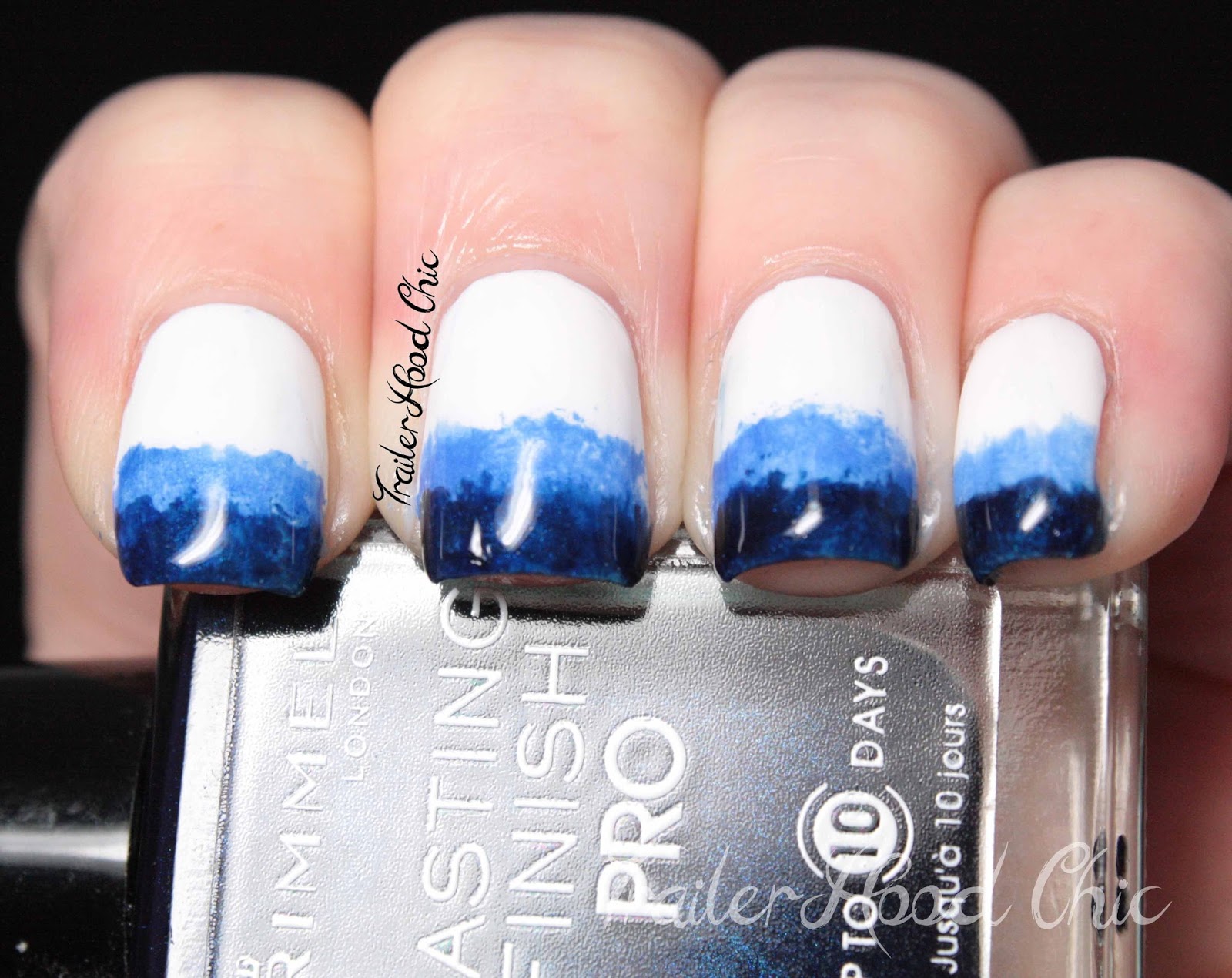 TrailerHood Chic: Blue & White Ombre/Gradient