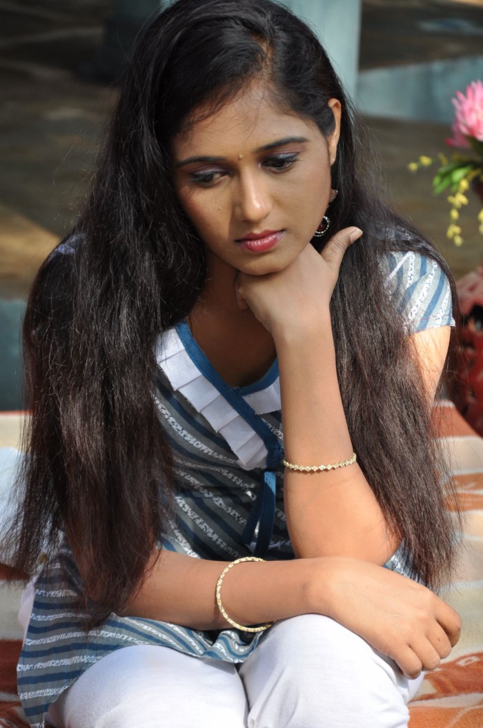 Newstillsindia: Actress Geetha Pallavi Latest Stills