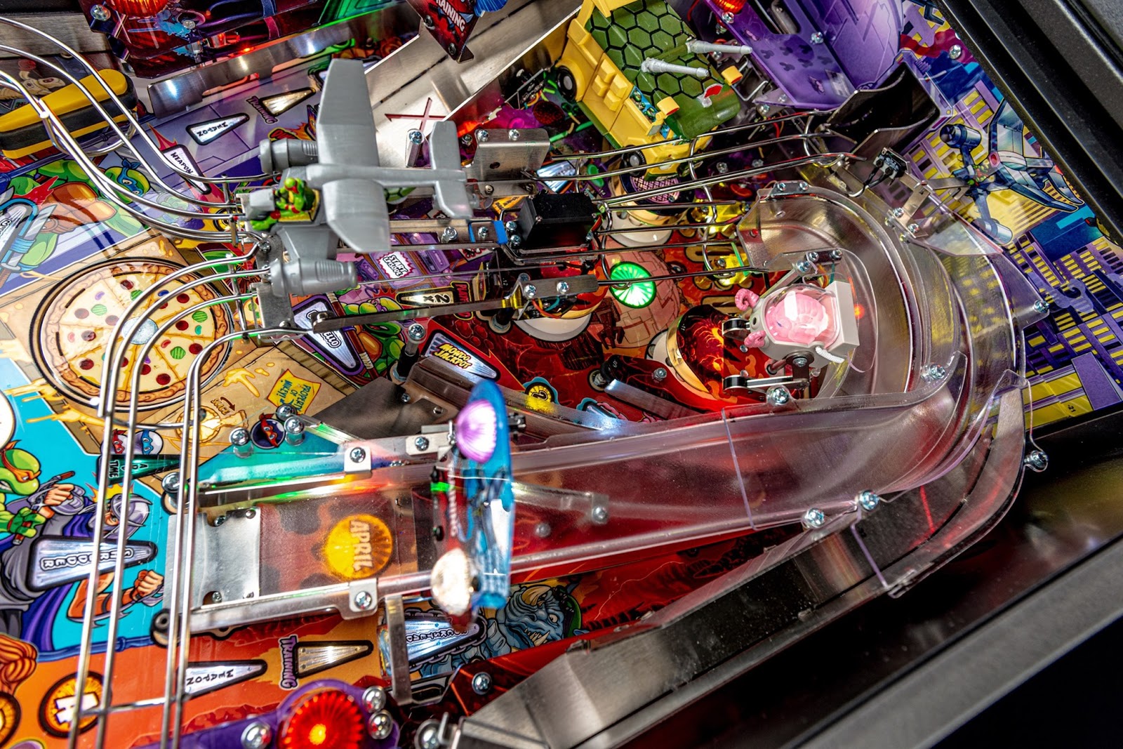 NickALive!: Stern Pinball Unveils New Teenage Mutant Ninja Turtles ...
